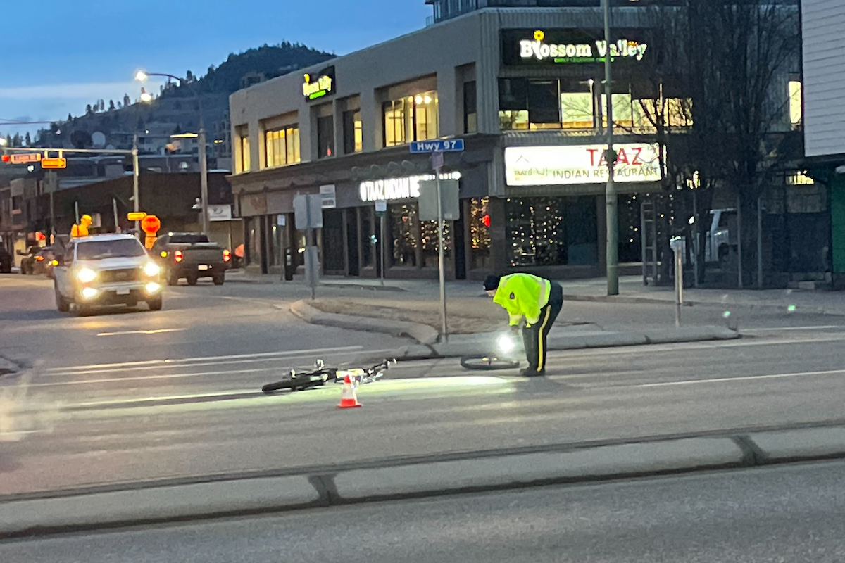 Cyclist collides with semi-truck in Kelowna, police watchdog ...
